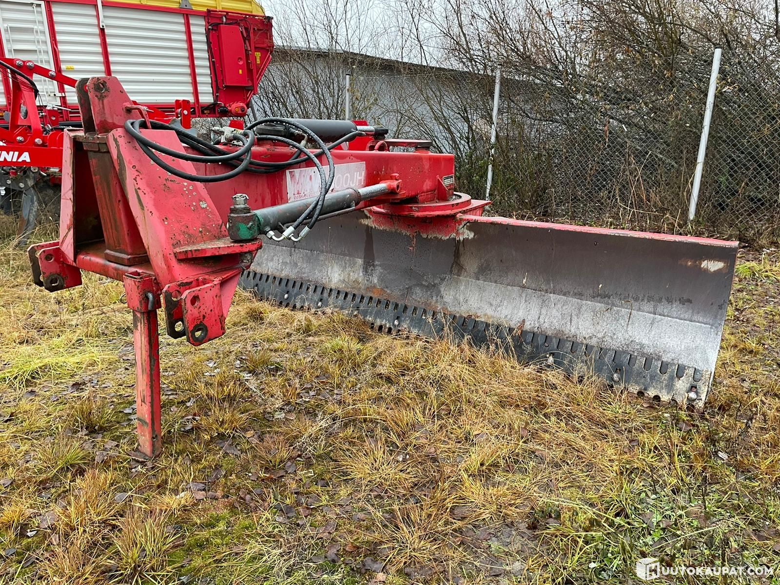 VM 300 JH - takalana, 2003, Seinäjoki | Huutokaupat.com