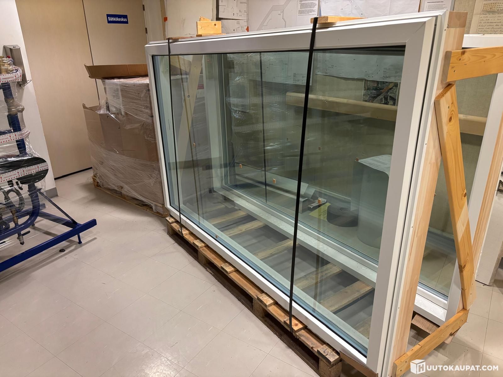 2 kpl savunpoistoikkunoita., Pori | Huutokaupat.com