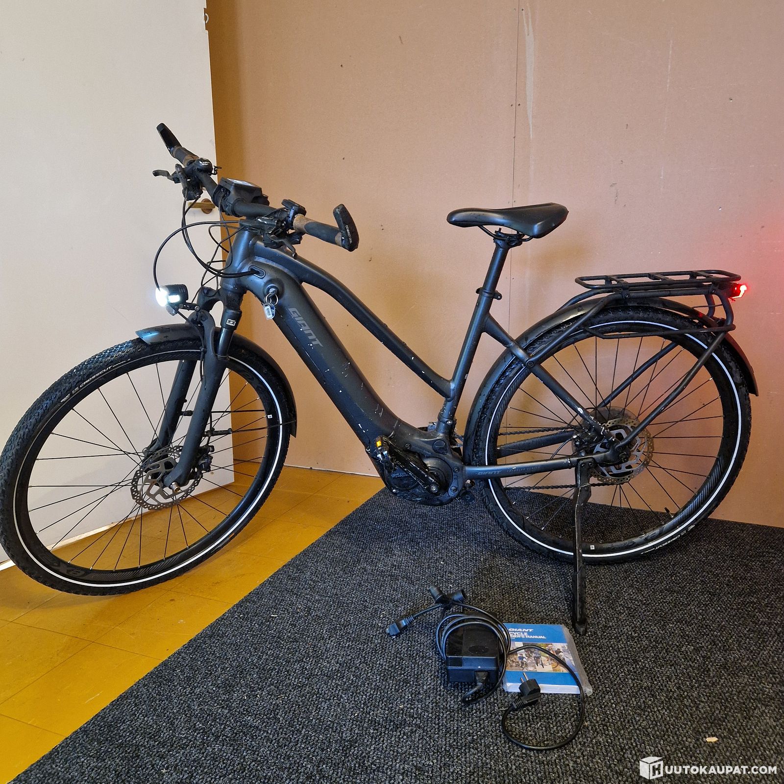 Giant Explorer e+1 STA 2021 naisten M, Lappeenranta | Huutokaupat.com