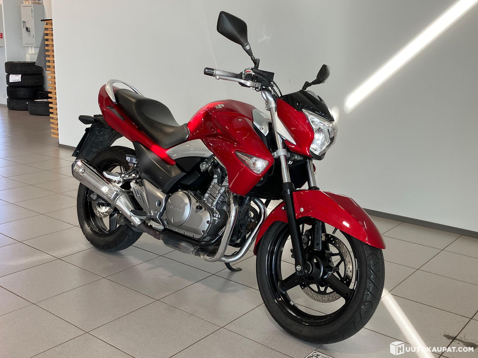 SUZUKI GW250 Inazuma **15.995km / 1-omistaja / Helppo ajettava**, Porvoo | Huutokaupat.com