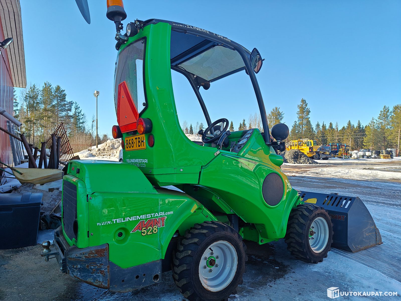 Avant 528 kuormaaja, Oulu | Huutokaupat.com