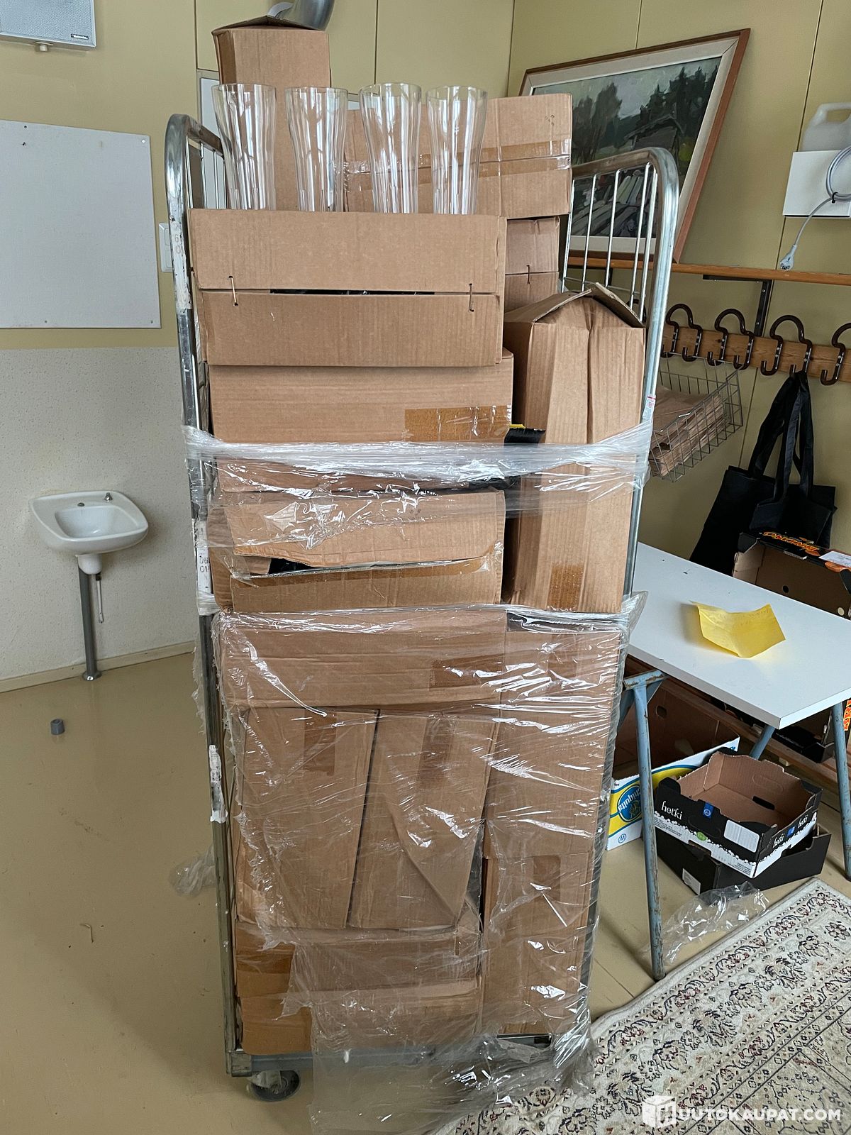 Hard plastic beer glasses 0.4 litres., Kurikka | Huutokaupat.com