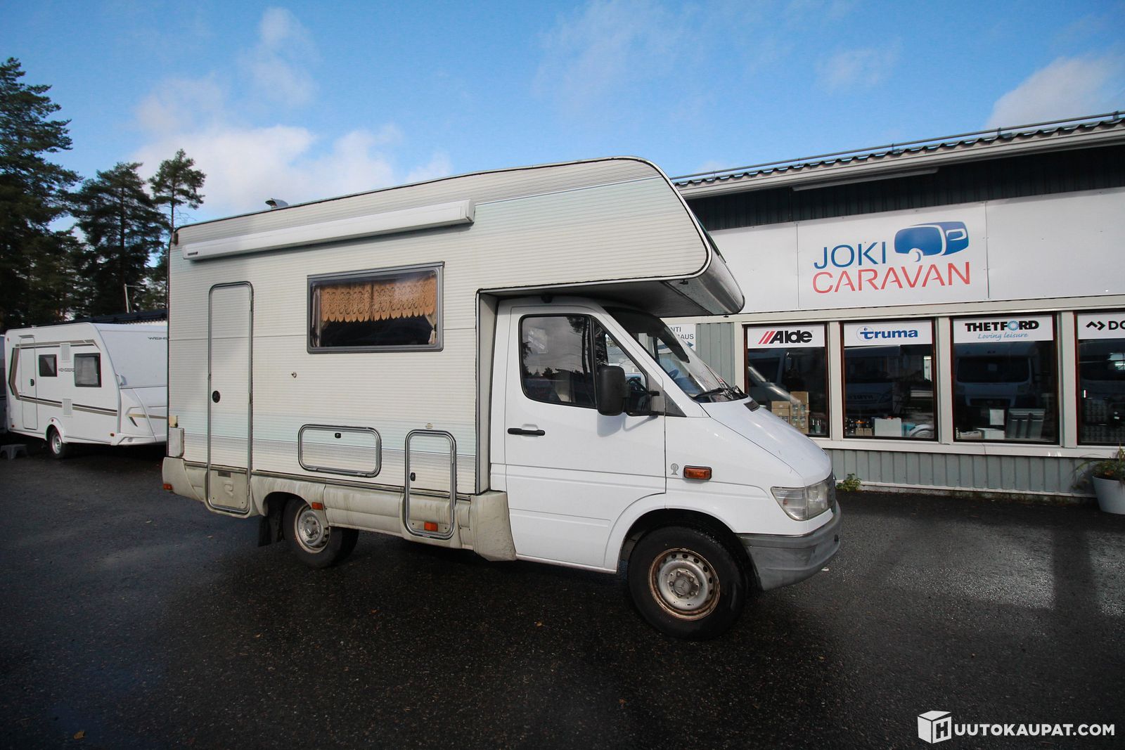 Matkailuauto / asuntoauto MB Rimor Paro 39 vm. 1997, aj. 240 tkm ...