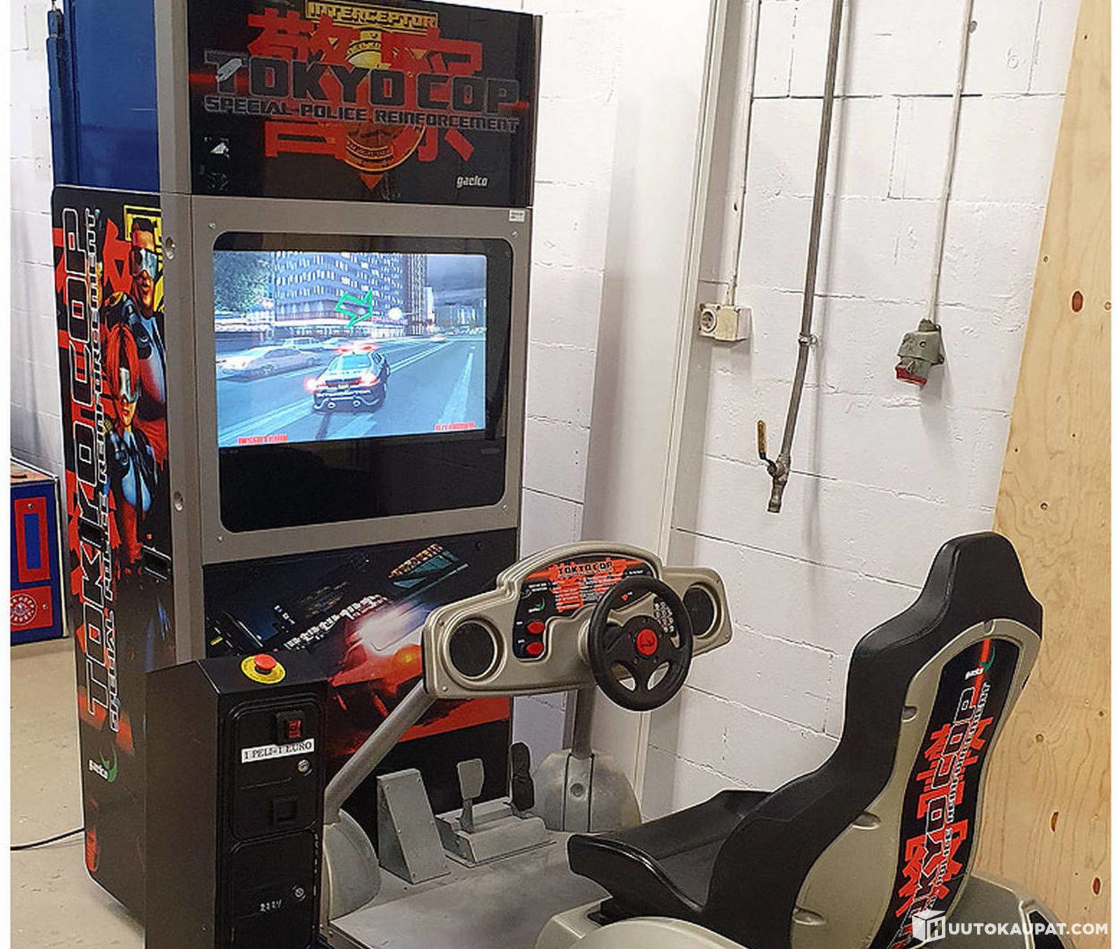 Tokyo Cop -ajosimulaattori / arcade-pelikone, Nurmijärvi | Huutokaupat.com