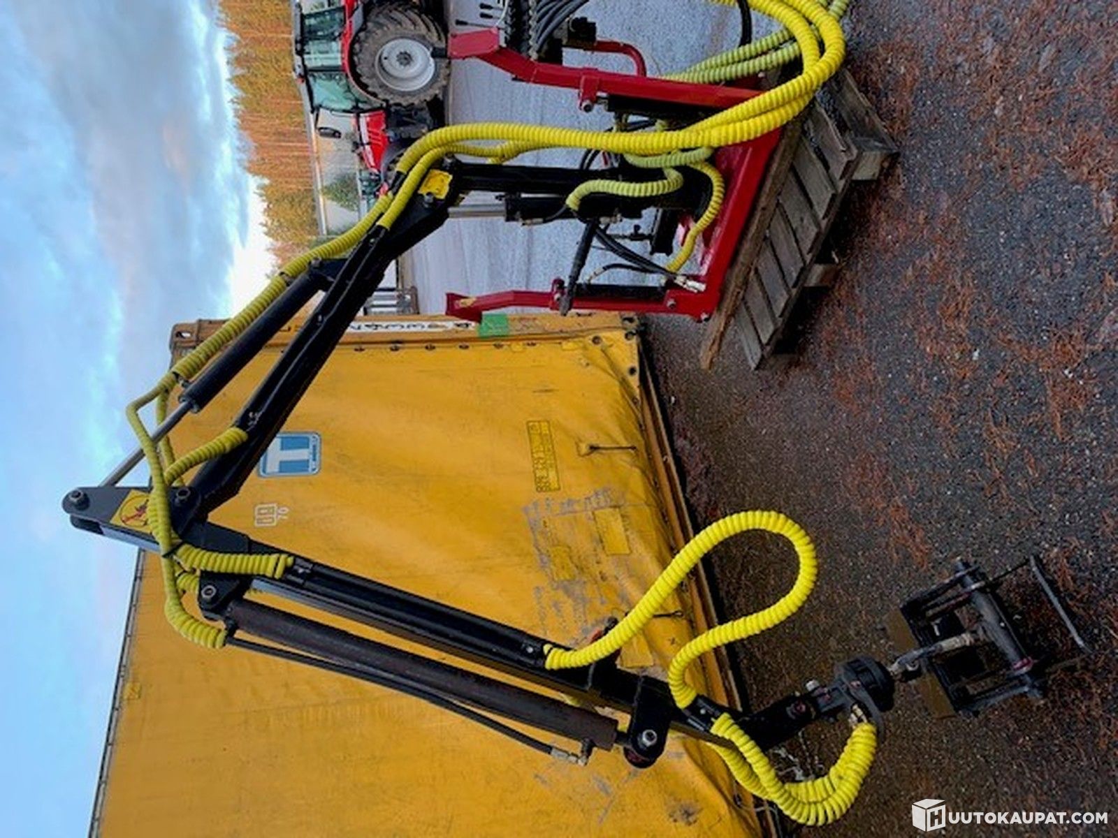 Juntti Antti 4000 kourakuormain, Lohja | Huutokaupat.com