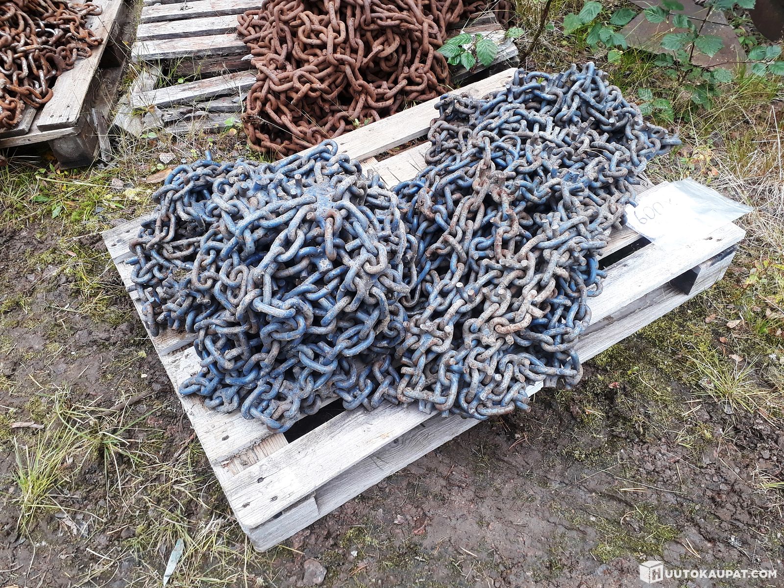 Metsäkoneen Ketjut 600 x 22,5 renkaille, Oulainen | Huutokaupat.com