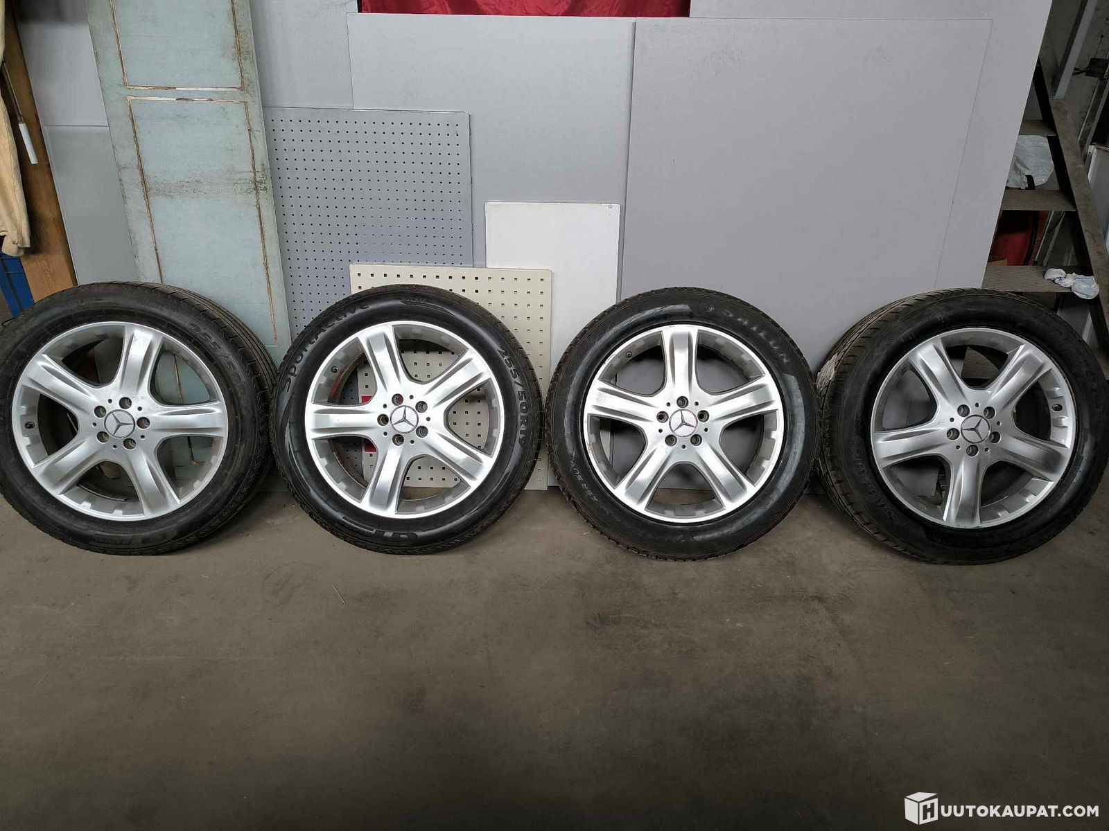 Mersu ML 19” Kesärenkaat aluvanteineen, pintaa jopa 8mm. Katso kuvat ...