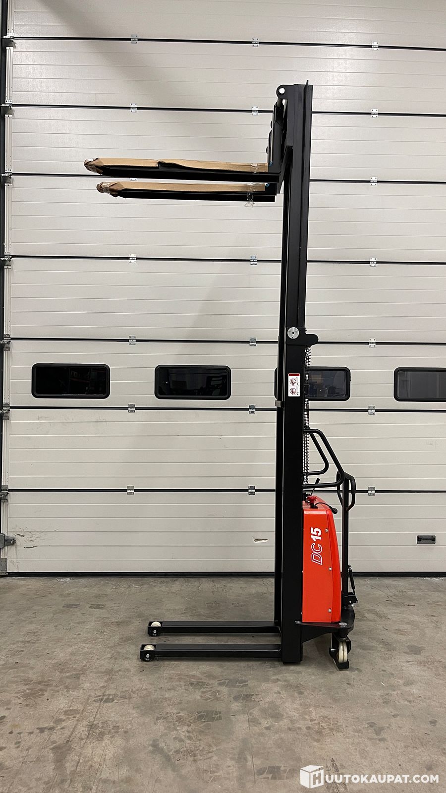 Heli CBS15J, 2025 Uusi pinkkari sähkönostolla, Riihimäki | Huutokaupat.com