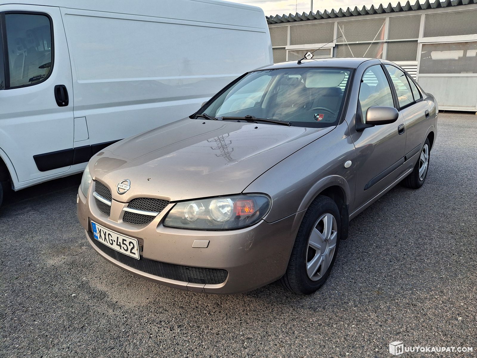 Nissan Almera 1,5 Bensa Sedan manuaali, 162000km, 2006, Oulu | Huutokaupat.com