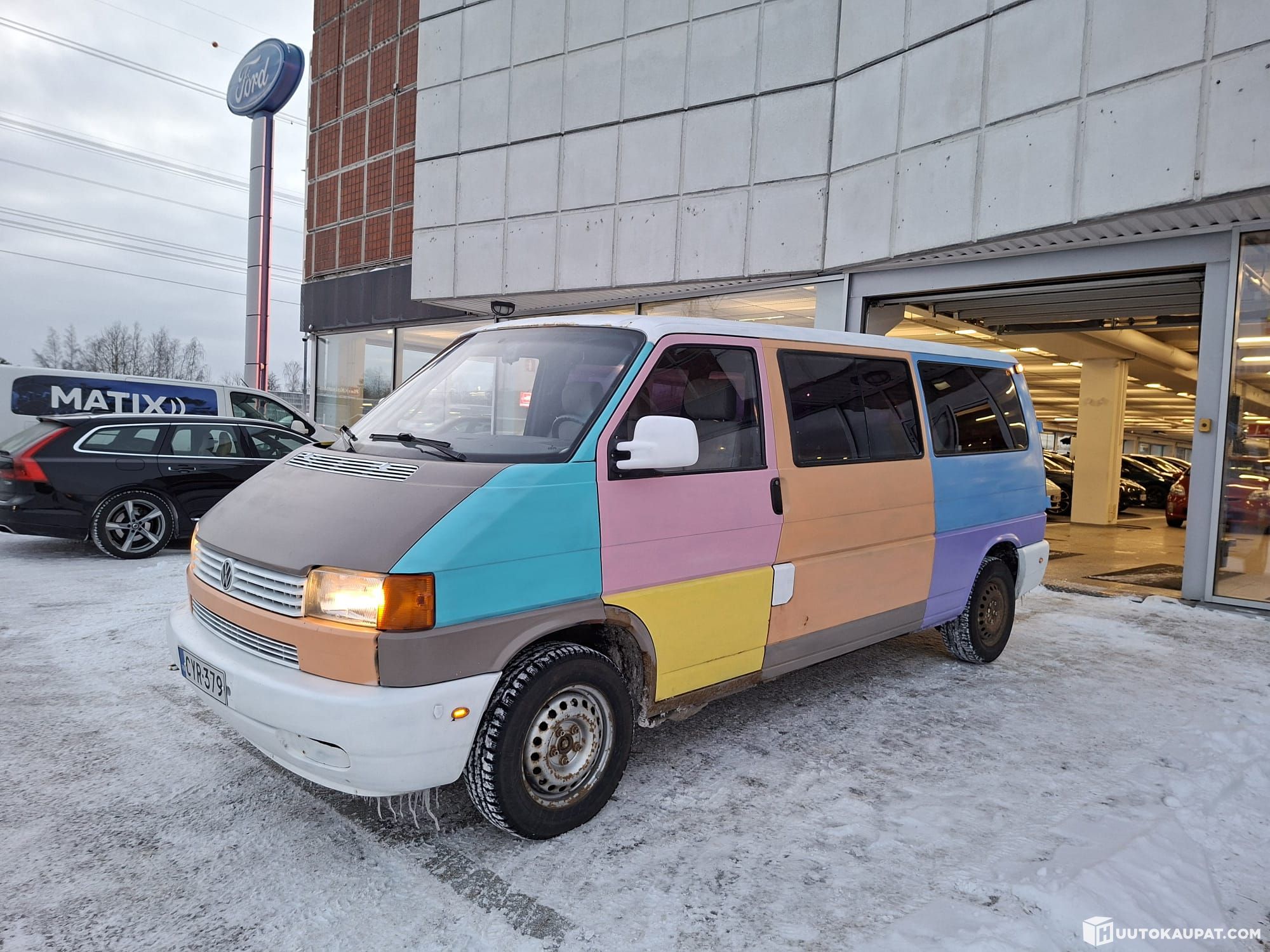 Volkswagen Caravelle, 2000, Helsinki | Huutokaupat.com