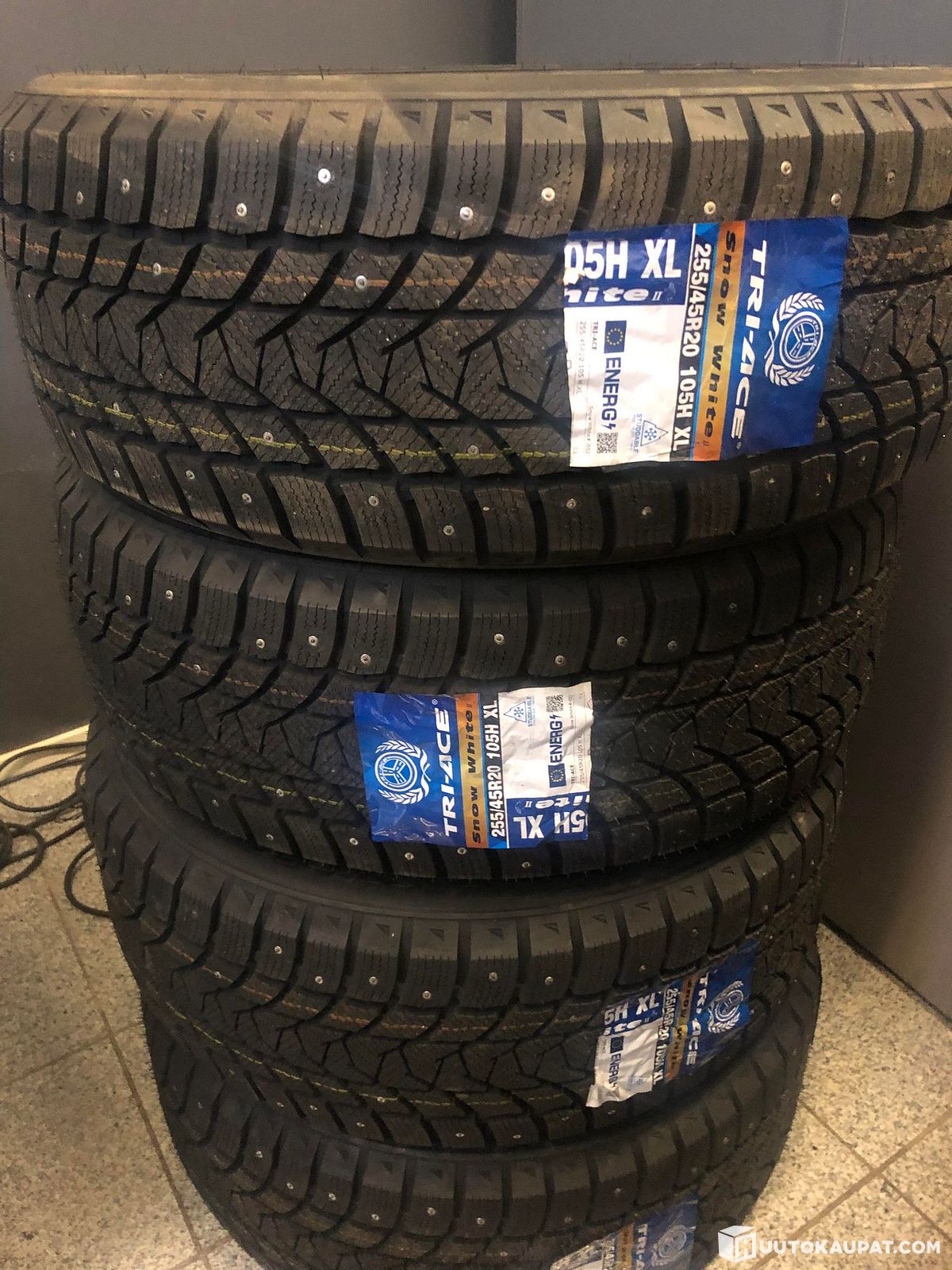 255/45R20 105 XL Tri-Ace Snow white nasta 4 kpl, Raisio | Huutokaupat.com