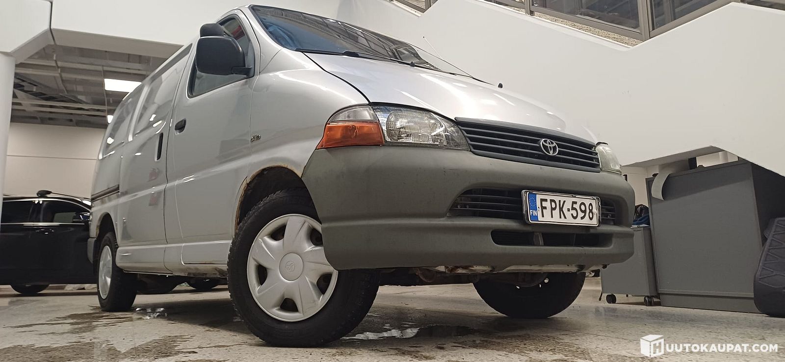 Toyota Hiace, 2003, Helsinki | Huutokaupat.com