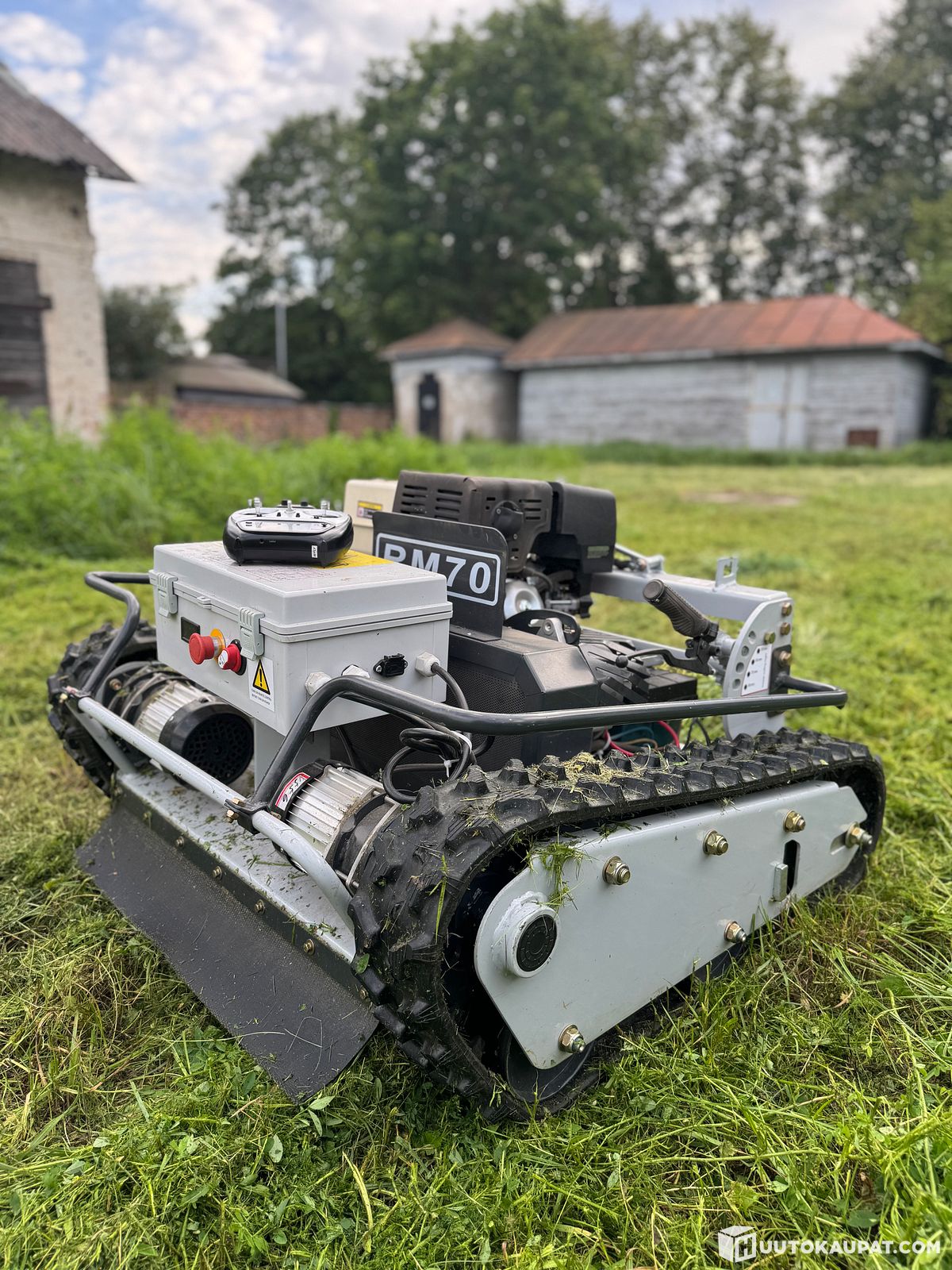 FHM RM70 robottiruohonleikkuri kaukosäätimellä (2024), Helsinki ...