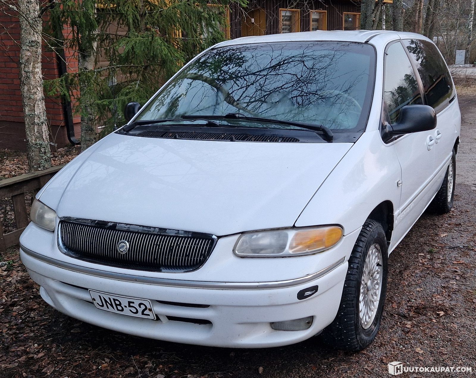 Chrysler 4D Town&Country LXI, 1996, Kotka | Huutokaupat.com