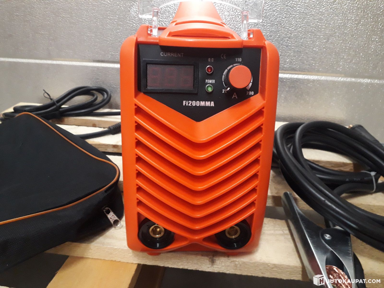 Uusi laadukas Hitsausinvertteri LCD-näytöllä,kompaktinkokoinen ja tehokas.Helppo liikutella ...