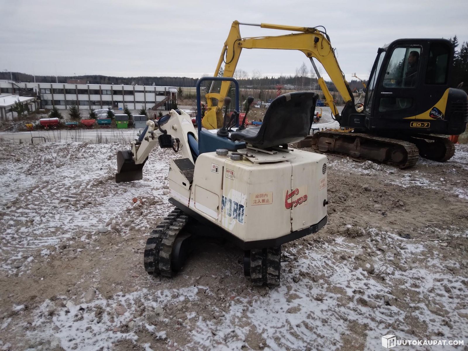 Hanix N080 minikaivinkone, Hollola | Huutokaupat.com