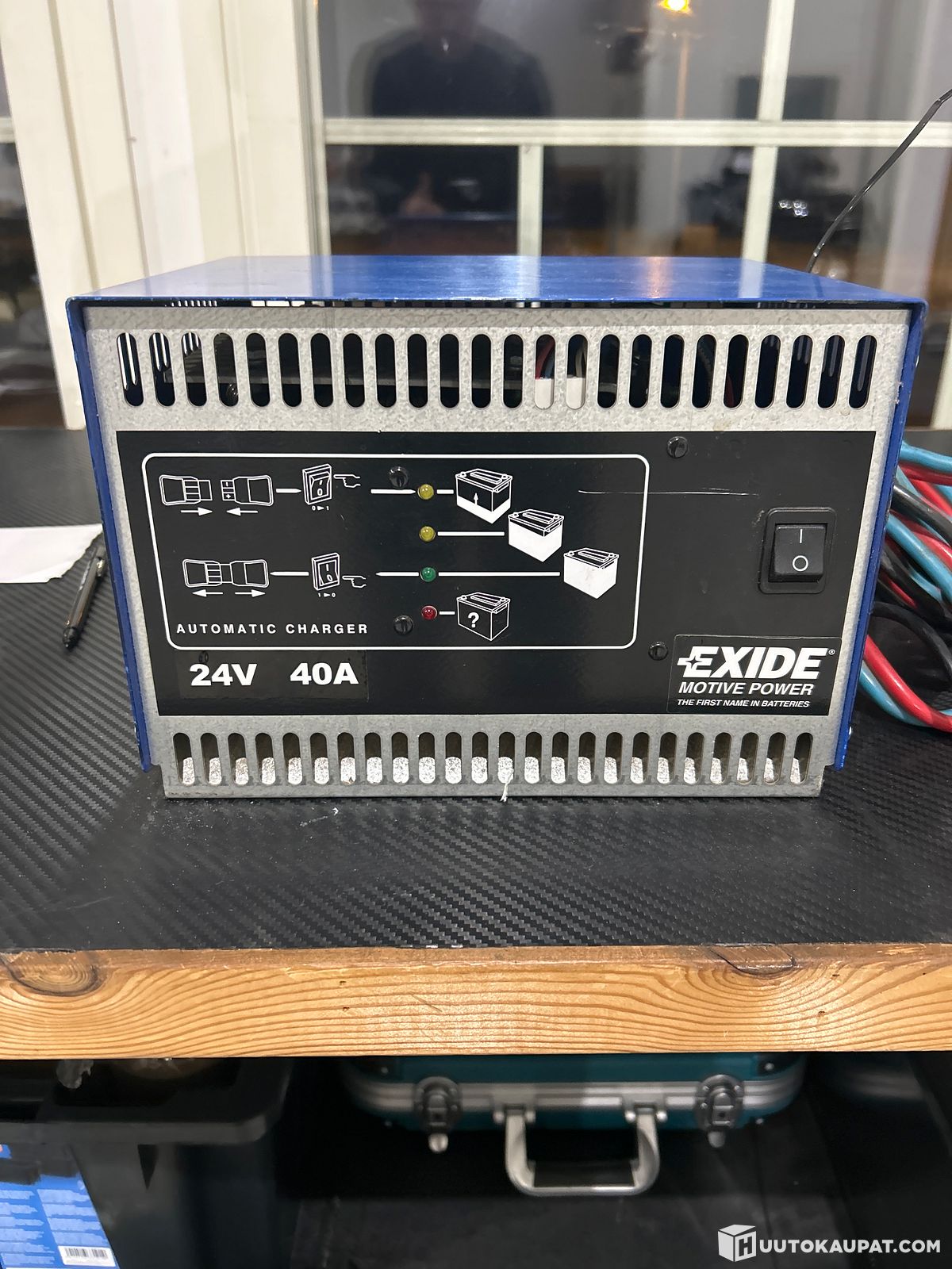 Exide Automatic Charger 24V 40A automaattilaturi STC 24/40 ...