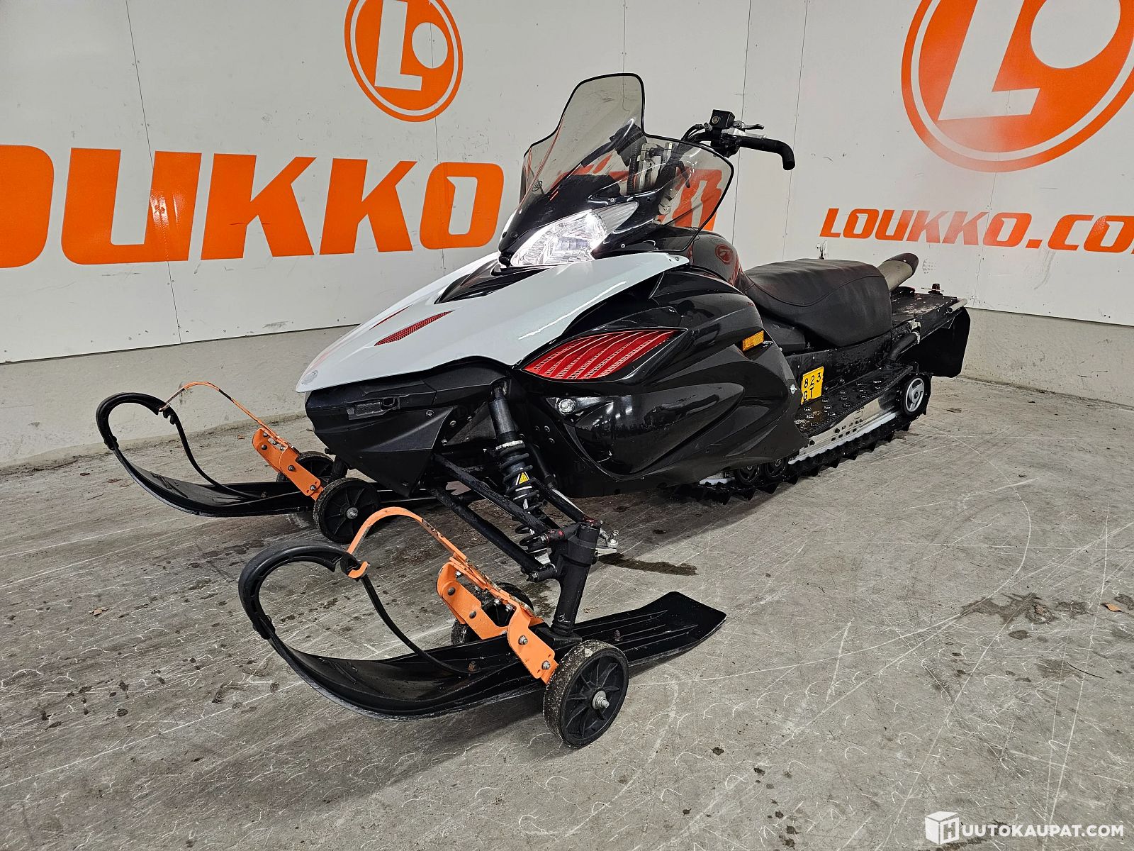 YAMAHA RX-1 1000c 2006 Moottorikelkka ENITEN TARJOAVALLE ...