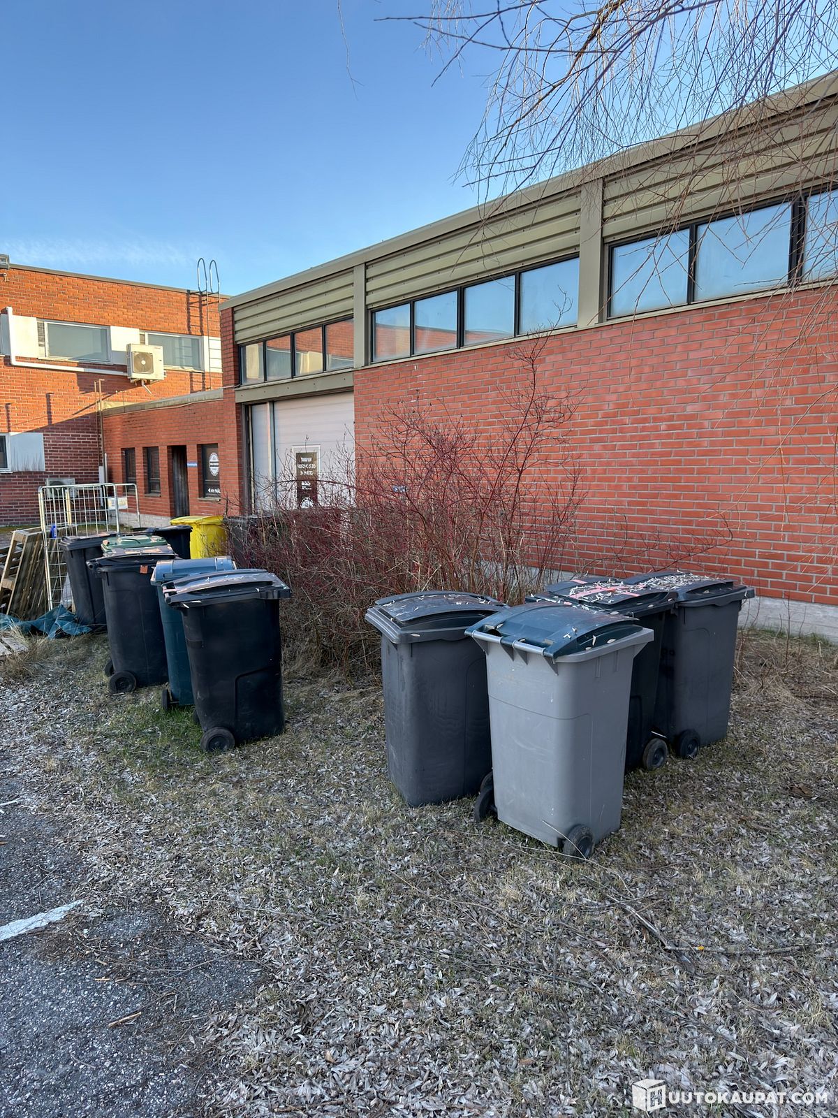Roskis-/jäteastia 16kpl, ERÄ OPH 62, Oma Panimo Oy konkurssipesä ...