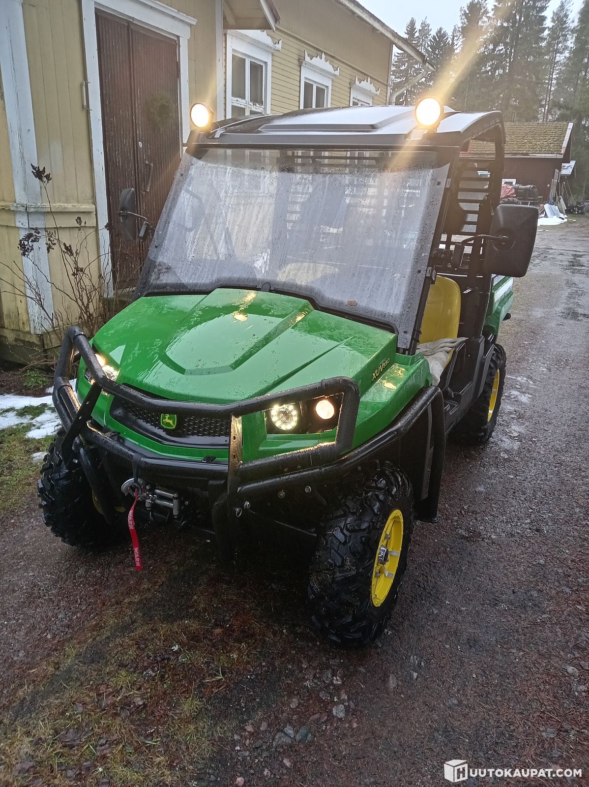 John Deere Gator XUV 550, 2014 / LÖYTÖ! vain 41 tuntia ja lumilevy ...