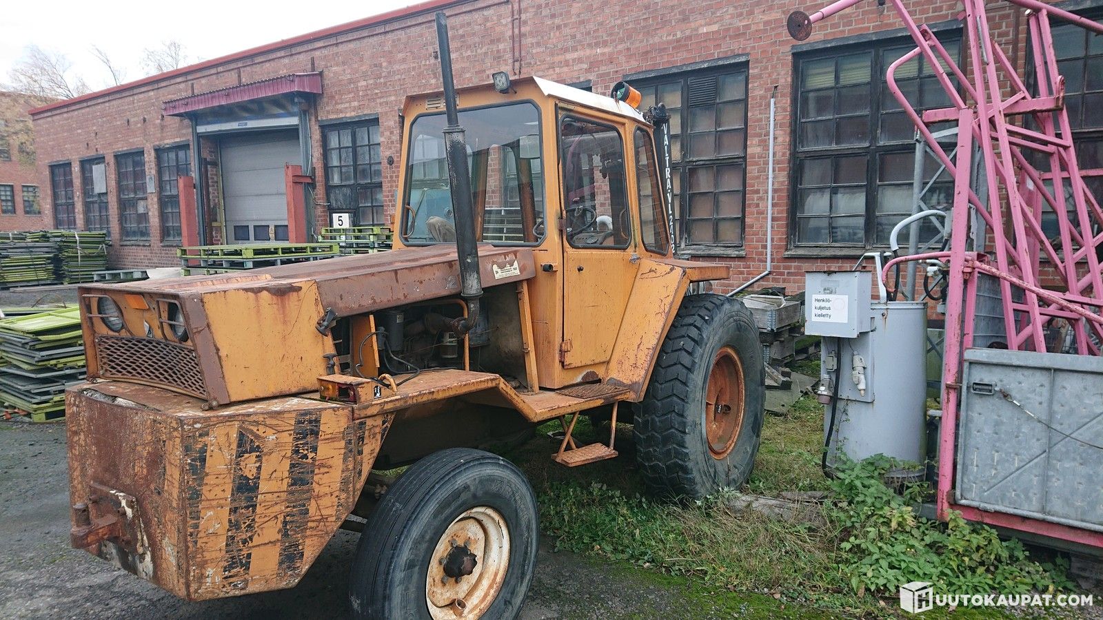 Valmet Trukki, Akaa | Huutokaupat.com