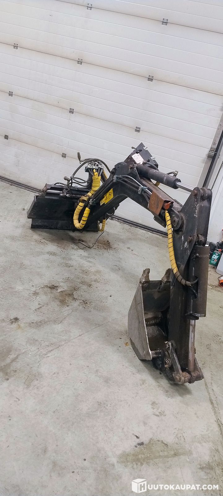 Avant A2890, 2003, Pori | Huutokaupat.com