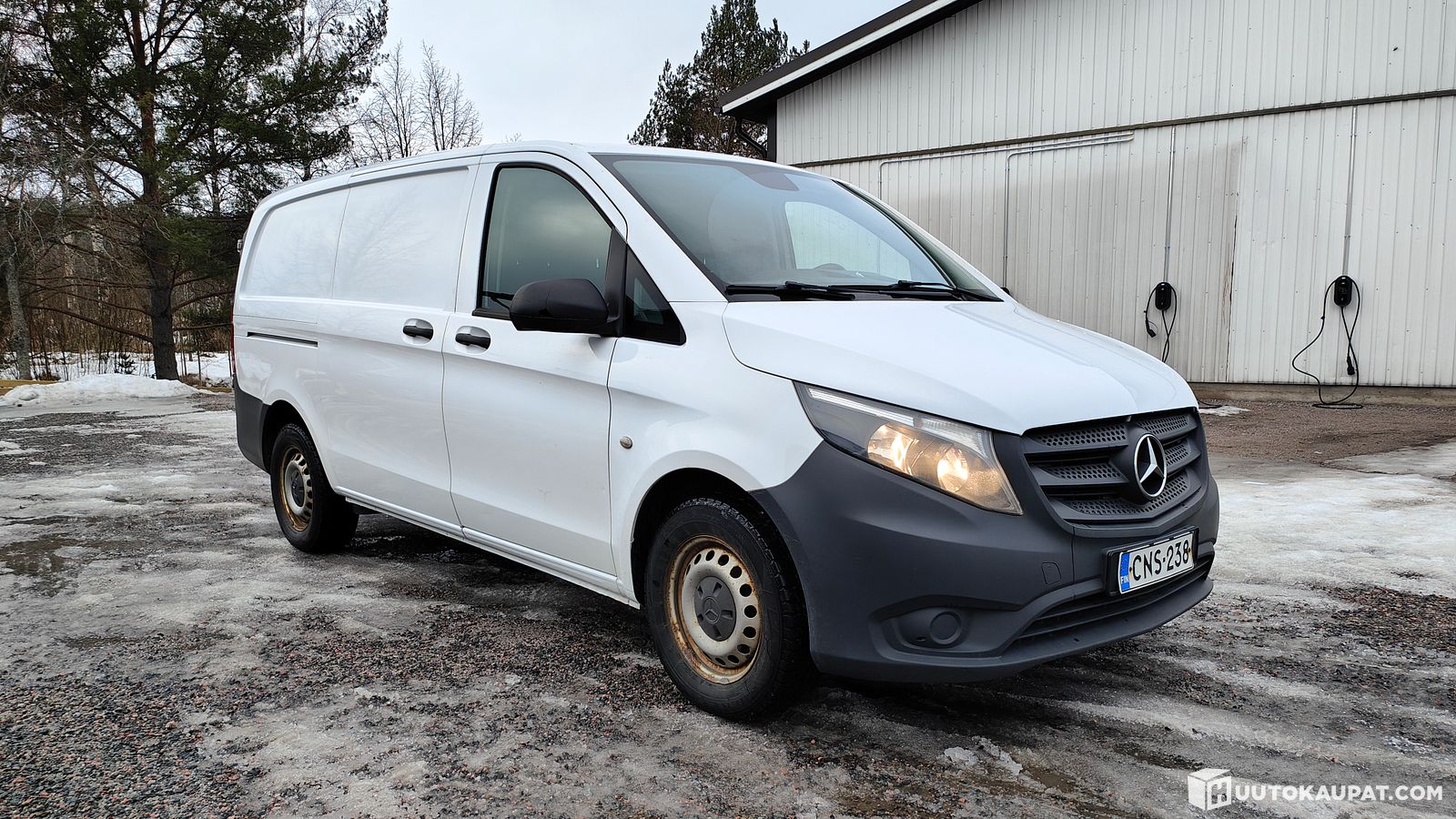 Umpipakettiauto Mercedes Benz Vito 2.1 vm. 2017, Lieto | Huutokaupat.com