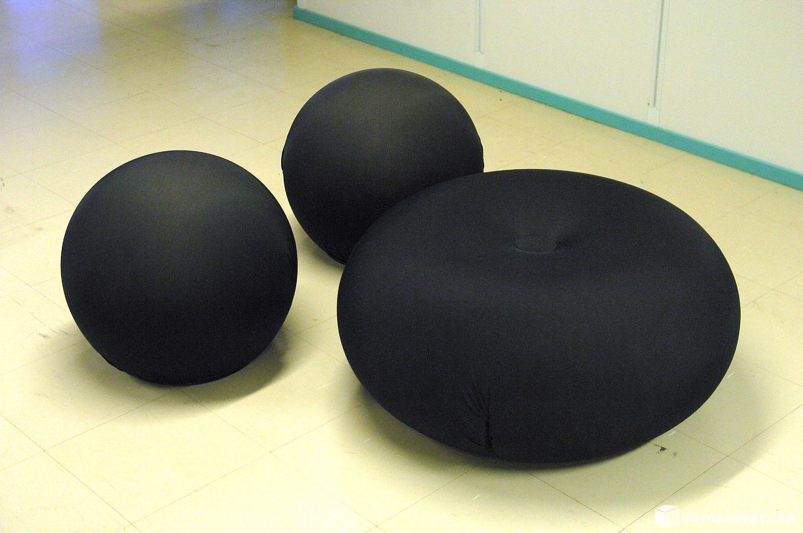 Arvokkaita Baleri Italia Tatone-raheja 3 kpl, design Denis Santachiara ...