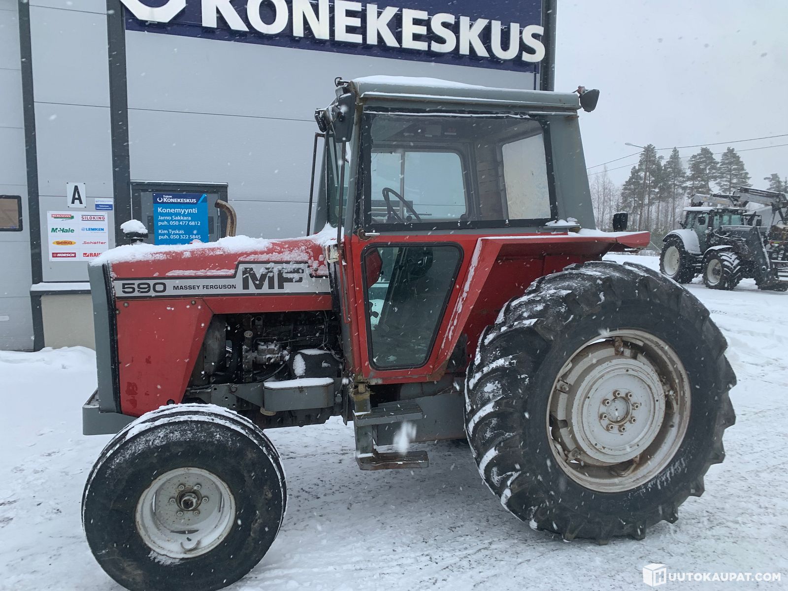 Massey Ferguson 590, 1978 traktori, Kouvola | Huutokaupat.com