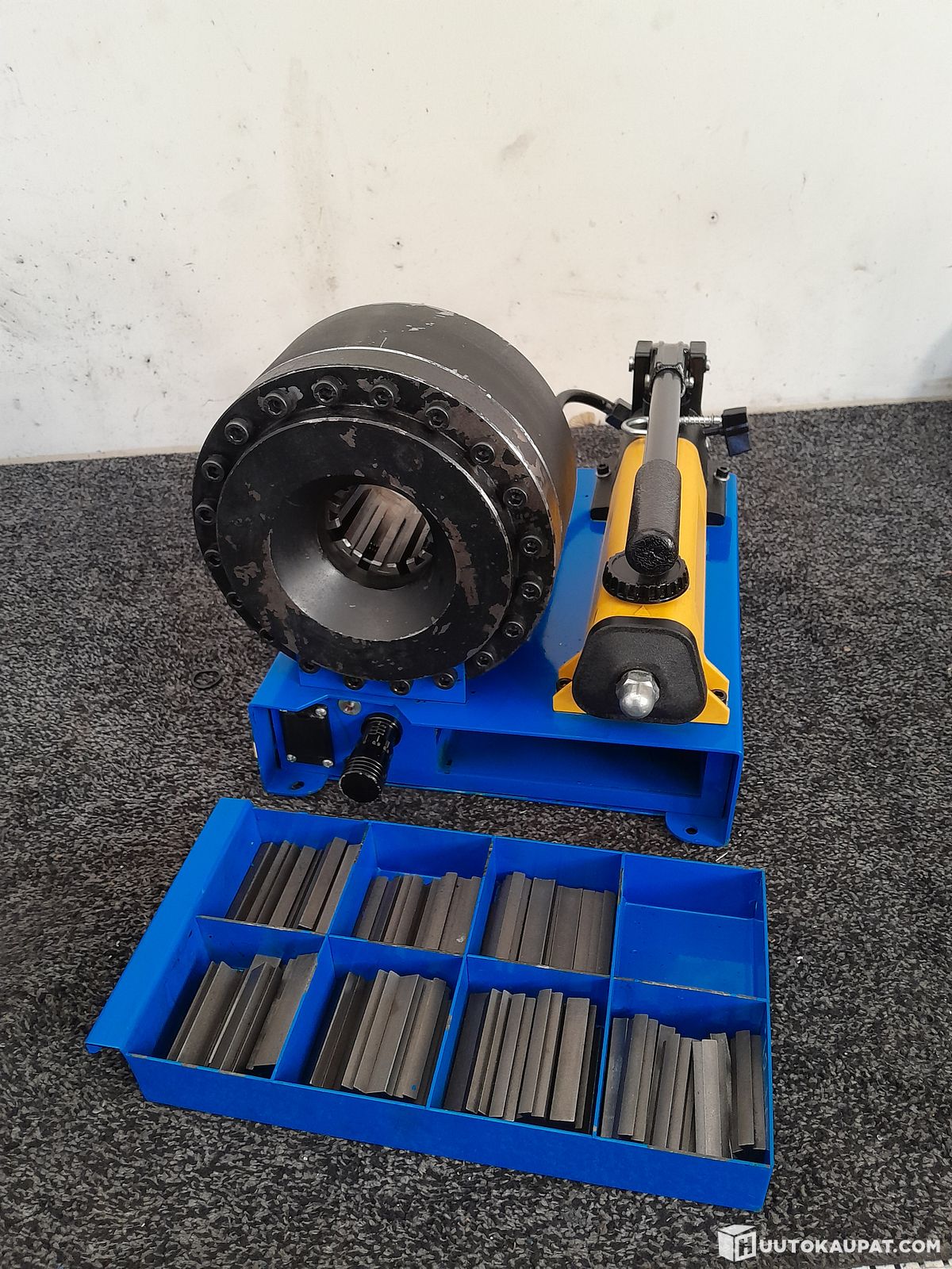 Hydrauliletku Puristin Tyrn v Huutokaupat