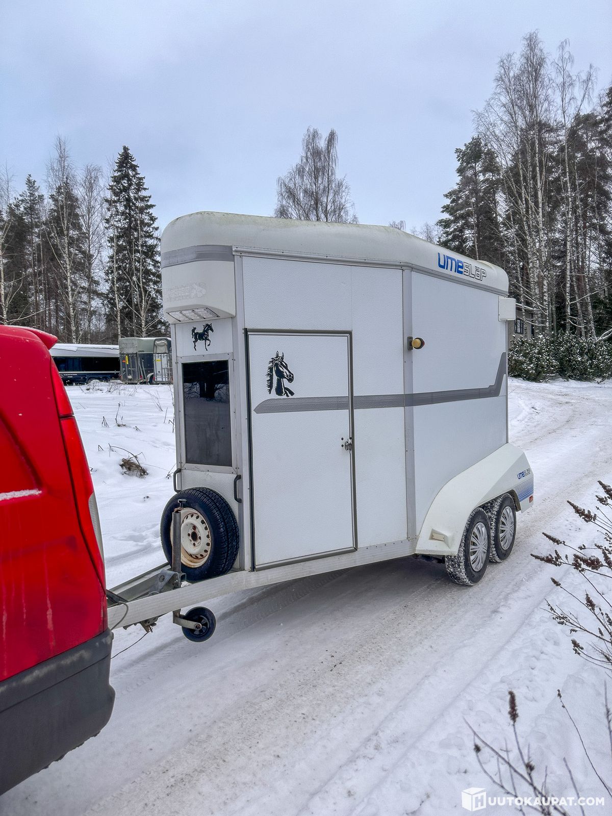 Hevostraileri Umesläp A30, Vantaa | Huutokaupat.com