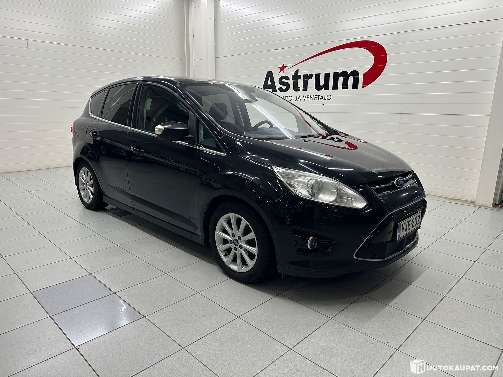 Ford C-MAX 1.6 TDCi 115 hp Start/Stop Titanium 6-speed manual, 2013 ...