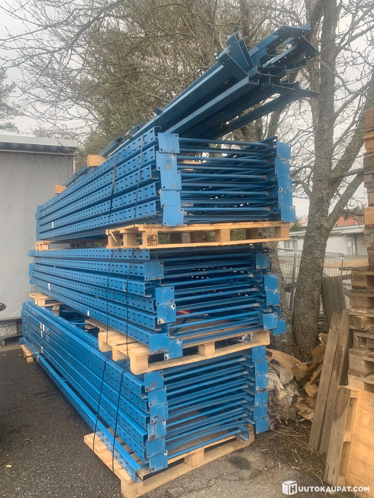 15 kpl 8000mm korkeaa Kasten k100 Kuormalavahyllypäätyä - Trukkihyllypäätyjä. Näistä teet jopa 2 ...