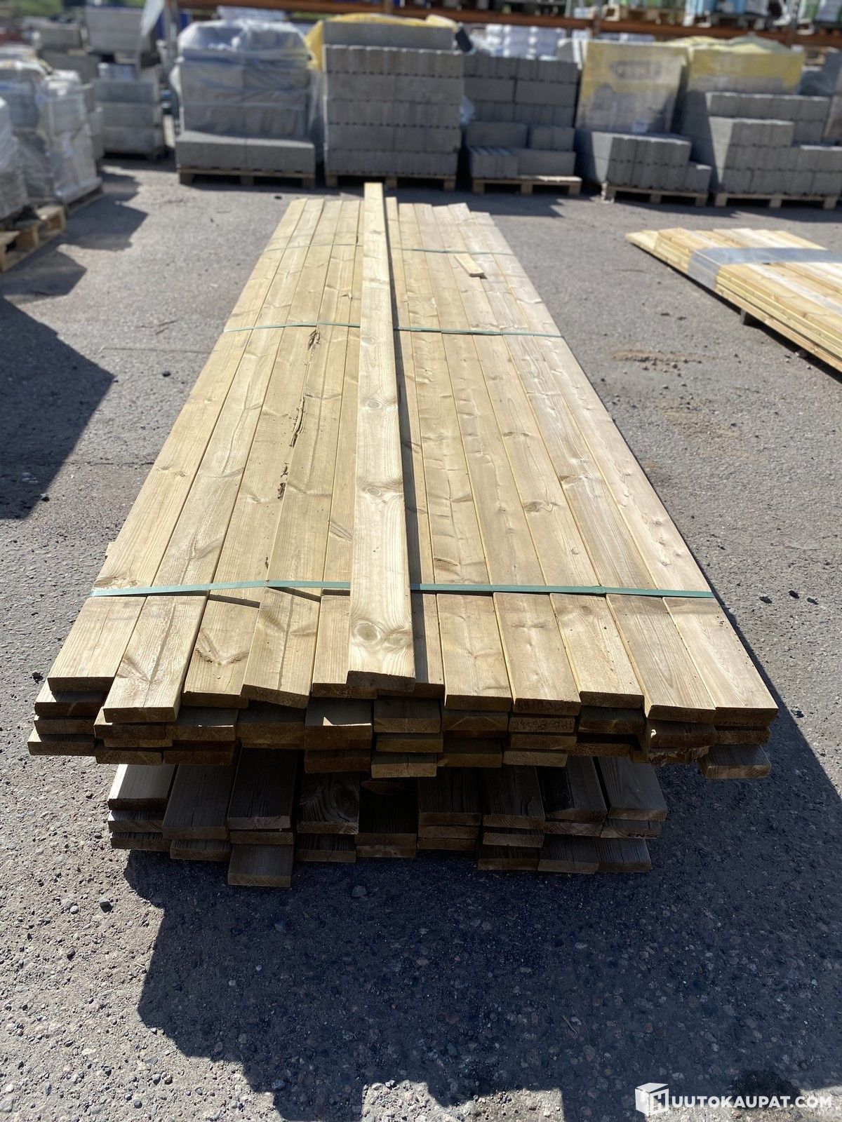 Hyvää terassin teko lautaa! Rallilauta 28x95 vihreä, sileä, Loppi ...