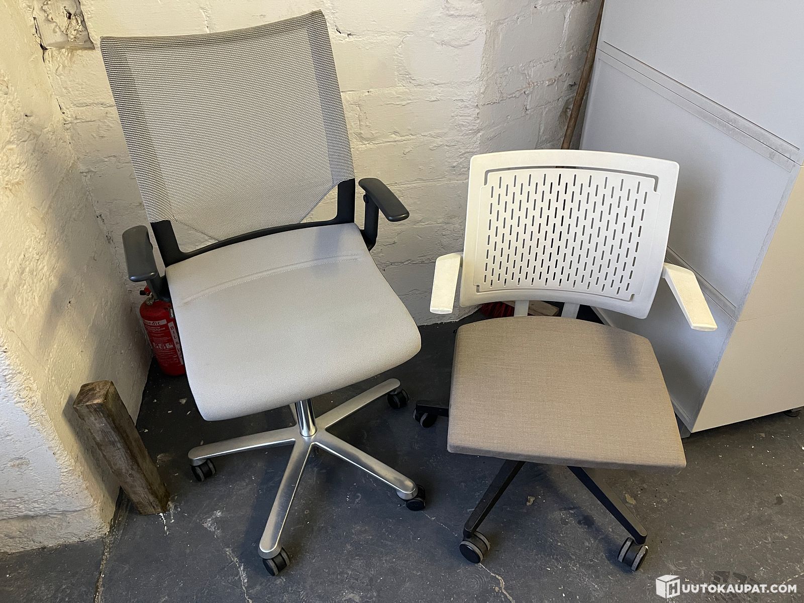 Lot of chairs: incl. Wilkhahn Modus and Bene B-Run, RRP over €1,500 ...