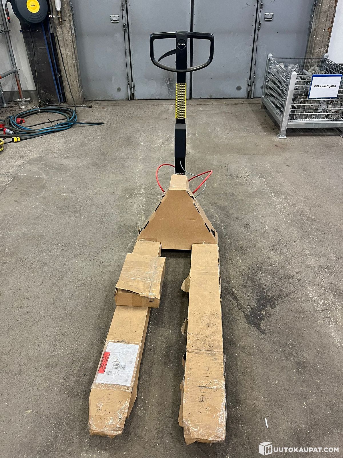 Maslog sähköavusteinen pumppukärry, pumppukärryt, jakki, haarukkavaunu, Turku | Huutokaupat.com