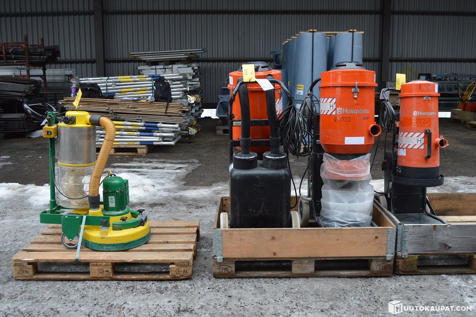 Myynnissä Ramirent Finland Oy:n (y-tunnus 2077956-8) omaisuutta: 2 kpl:tta Husqvarna S26 ...