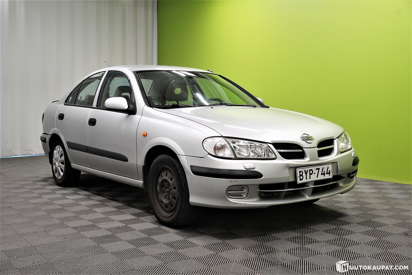 Nissan Almera, 2000, korjattavaksi, Savitaipale | Huutokaupat.com