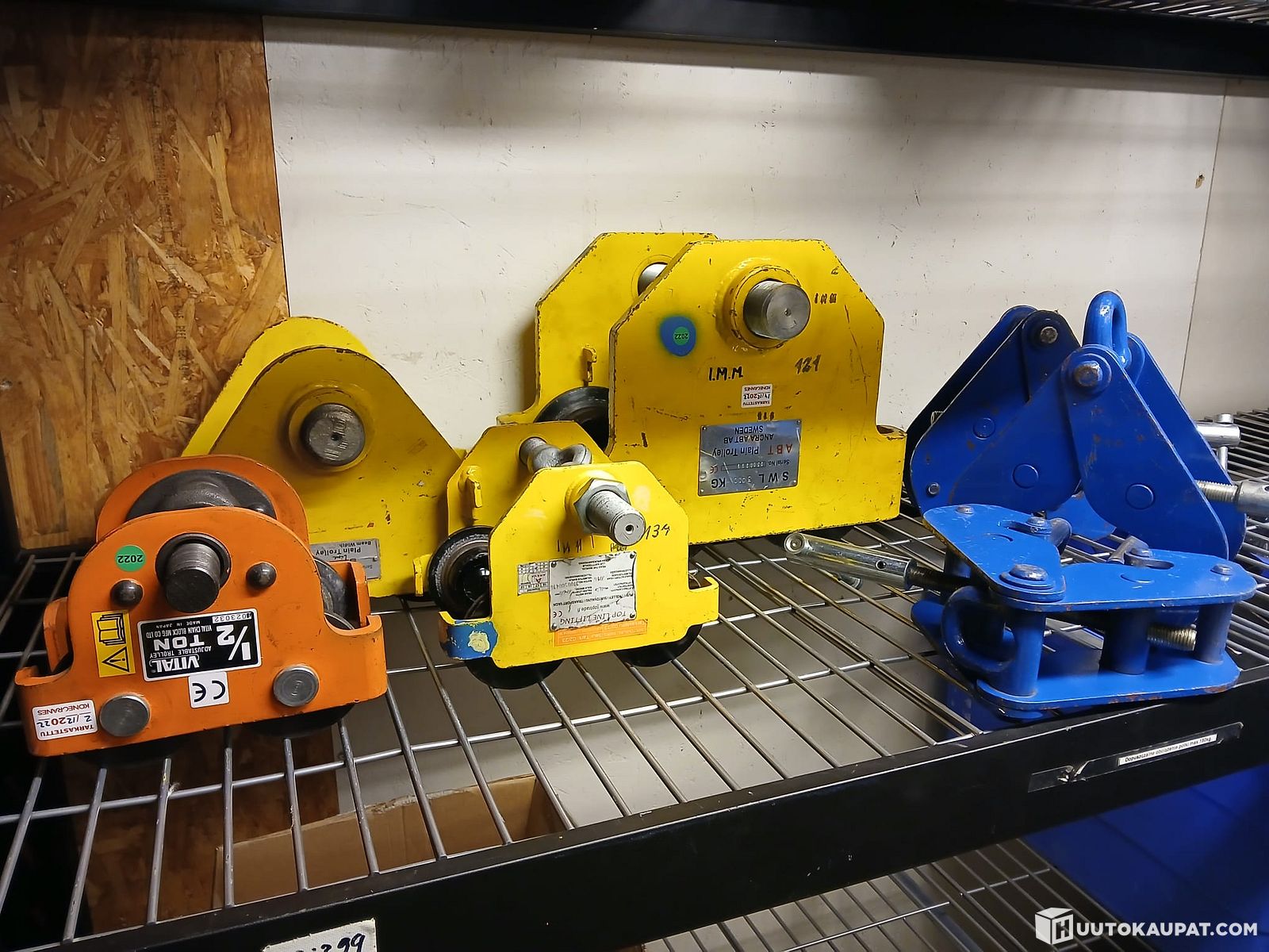 Transfer trolleys and beam lifters, Eurajoki | Huutokaupat.com