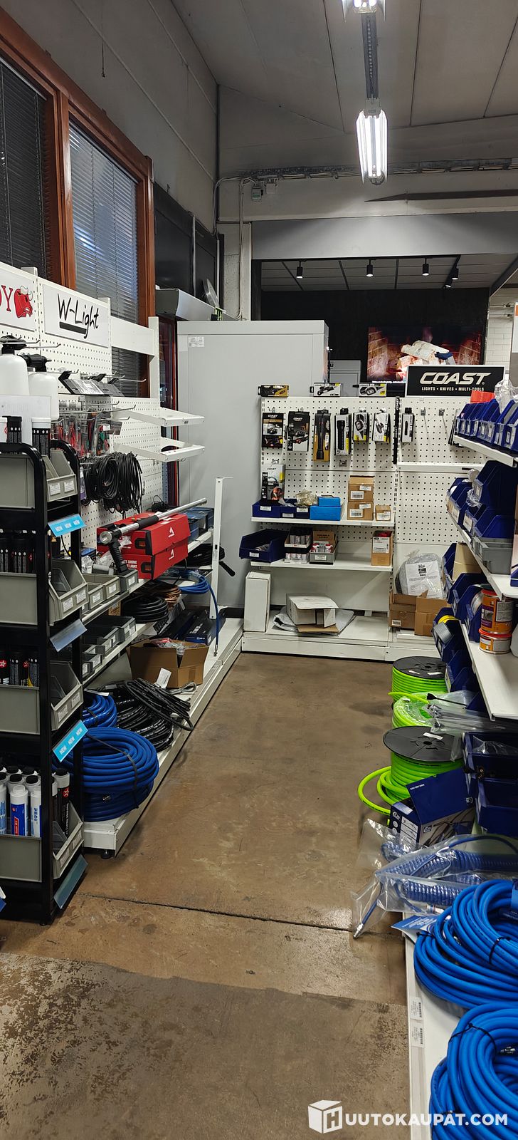 Myymälä hylly kokonaisuus., Rauma | Huutokaupat.com