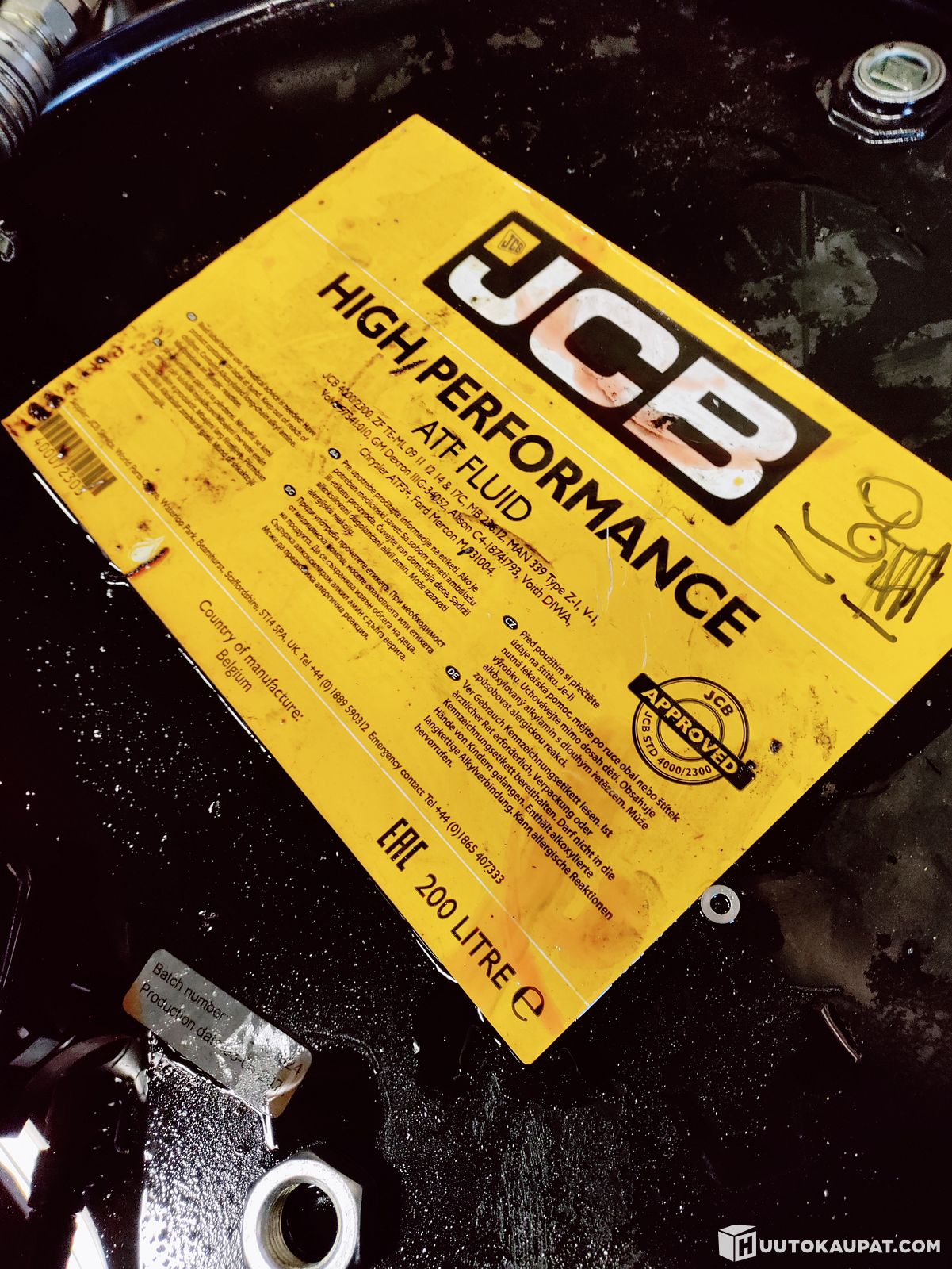 JCB ATF Fluid-tynnyri, noin 160 litraa, Mikkeli | Huutokaupat.com