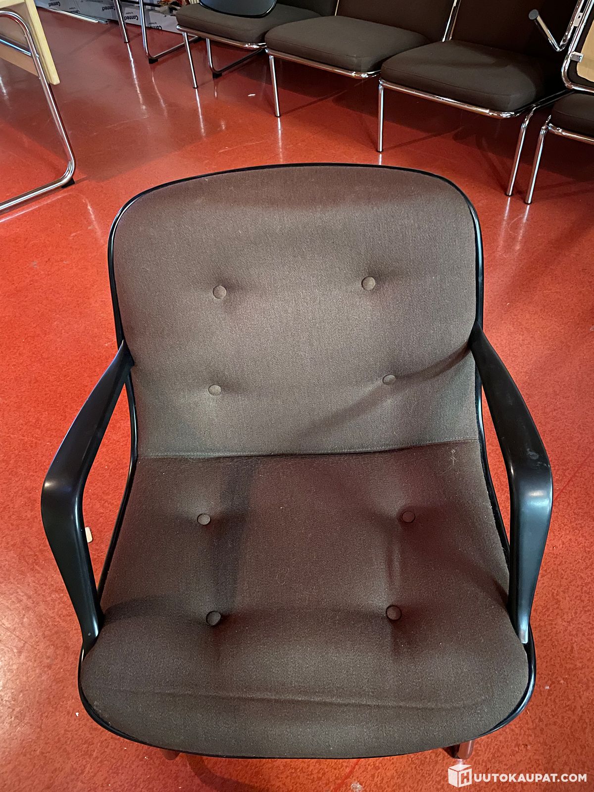 Martela: Tuoleja 25 kpl, Leppävirta | Huutokaupat.com