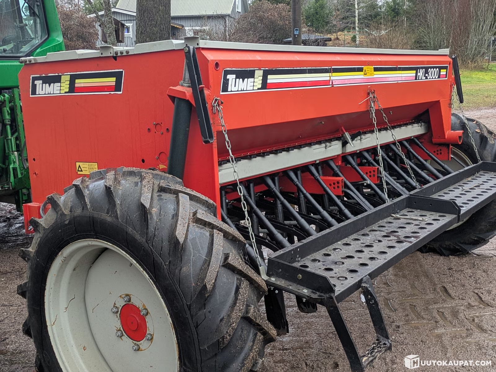 Tume HKL 3000 seed and fertiliser drill, Hämeenlinna | Huutokaupat.com