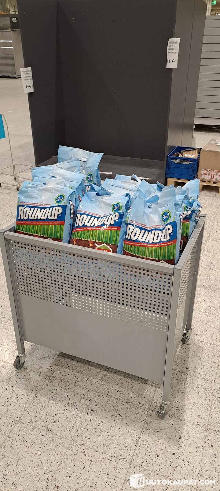 12 sk RoundUp - Nurmikon rikkakasvien-esto plus 5,6 KG, Hämeenlinna ...