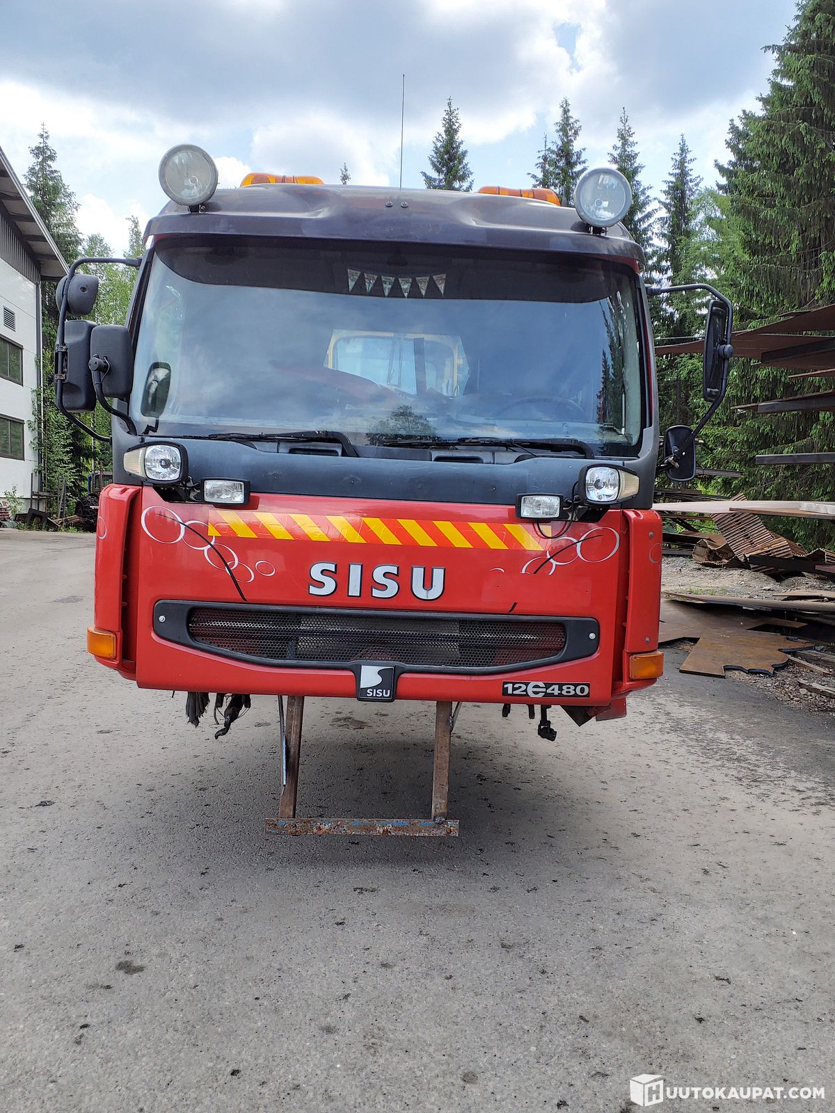 Sisu 12 E 480 vm-04 hytti, Kitee | Huutokaupat.com