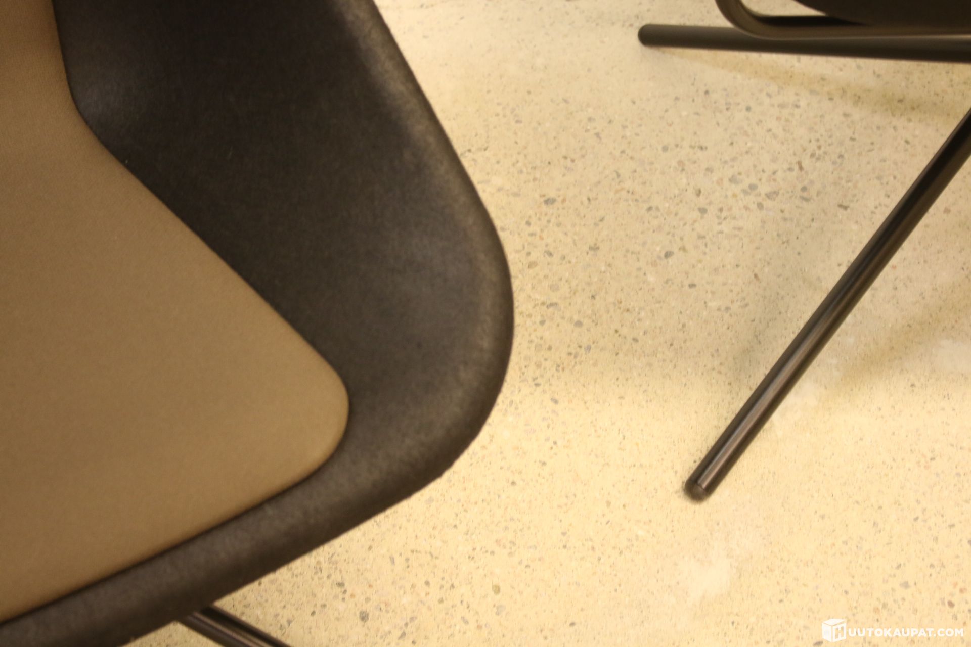 Inno Kola Lounge X - nojatuoli (2kpl) MOH1353, Helsinki | Huutokaupat.com