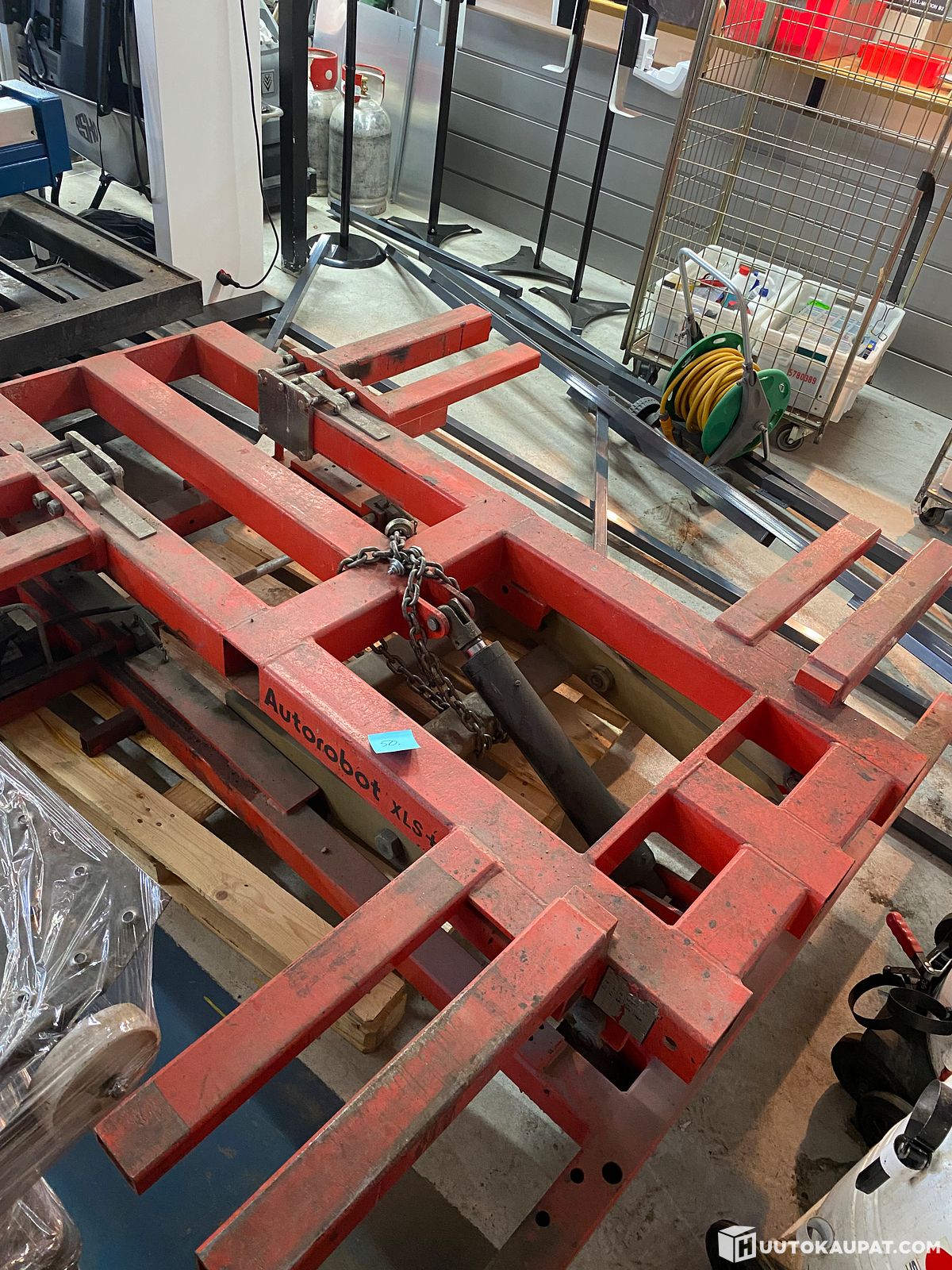 50. Autorobot vetopenkki XLS+ vetopuomilla, Helsinki | Huutokaupat.com