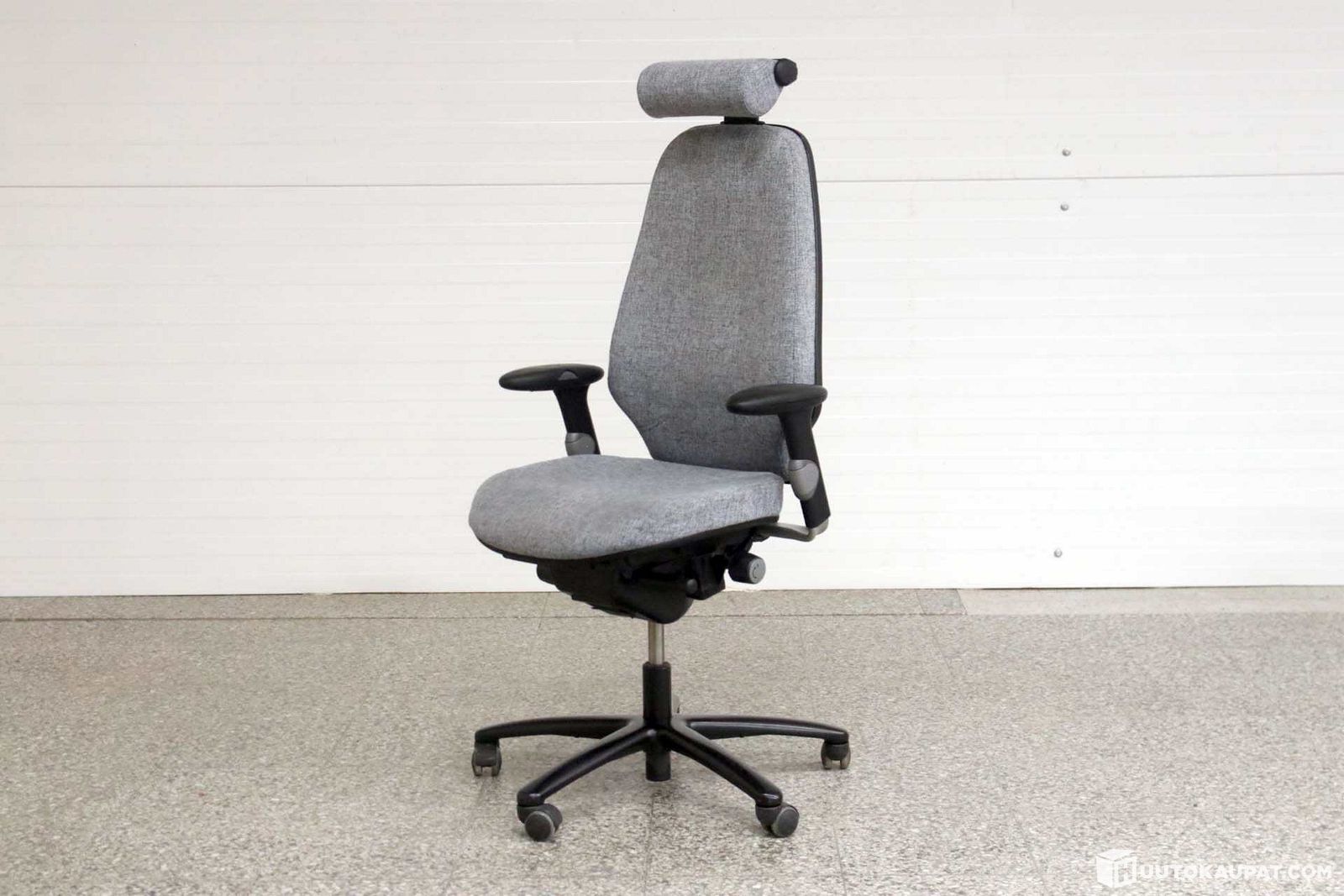 Martela Logic 400-työtuoli monipuolisilla säädöillä. S1380, Hausjärvi ...