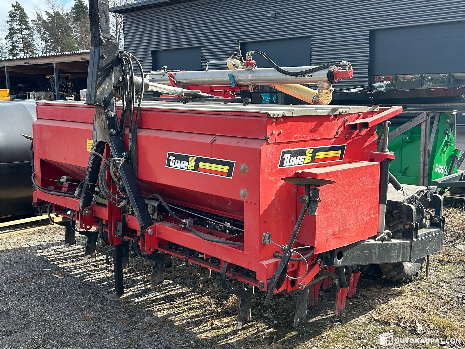 Tume HKL-3000, Turku | Huutokaupat.com
