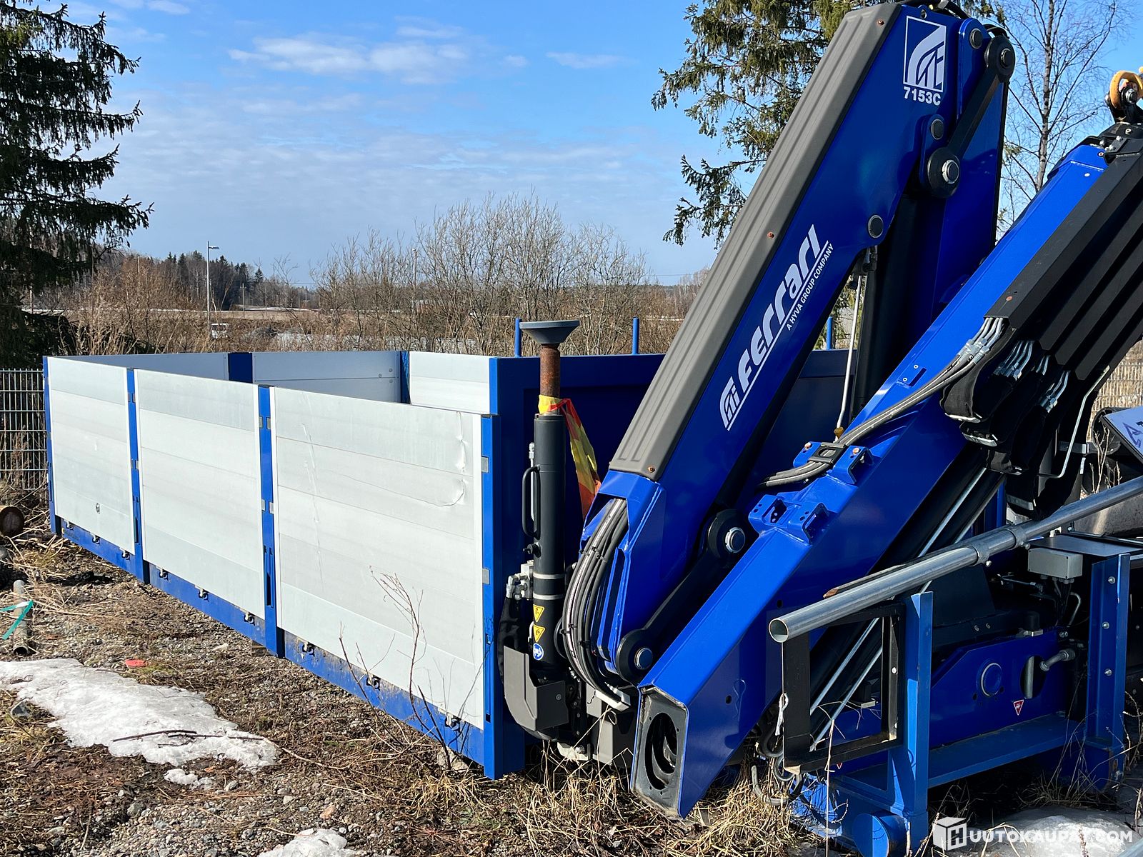 KOEKÄYTÖSTÄ vaihtolava (Pajakulma) FERRARI 7153C -nostimella ERÄ 9, Nurmijärvi | Huutokaupat.com